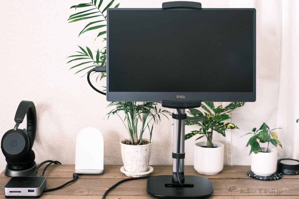 [かぶ] サンワサプライ モバイルモニター用伸縮アームスタンド PDA-STN69BKレビュー。